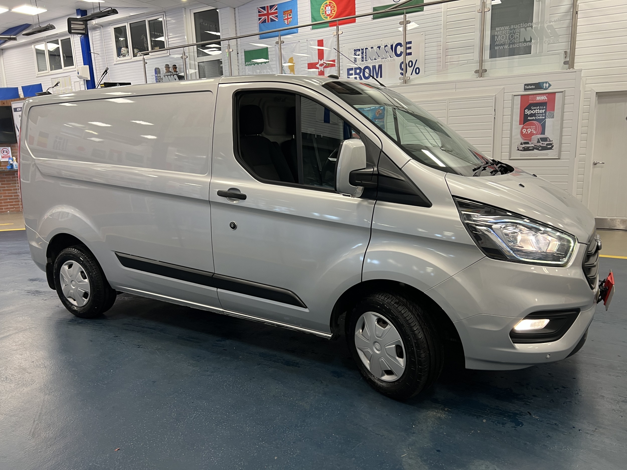 FORD TRANSIT CUSTOM 280 TREND 2.0TDCI 130PS SWB VAN (EURO 6). Lot ...